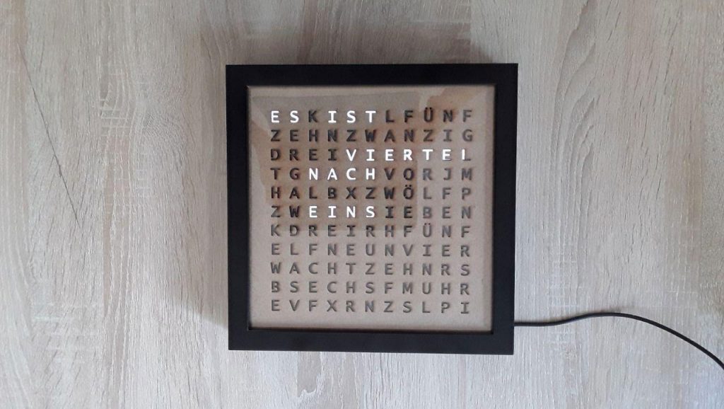 Eigene Word-Clock bauen - Panbachi